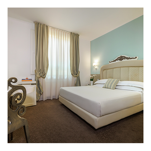 JR Hotels Oriente Bari **** | Room & Suits